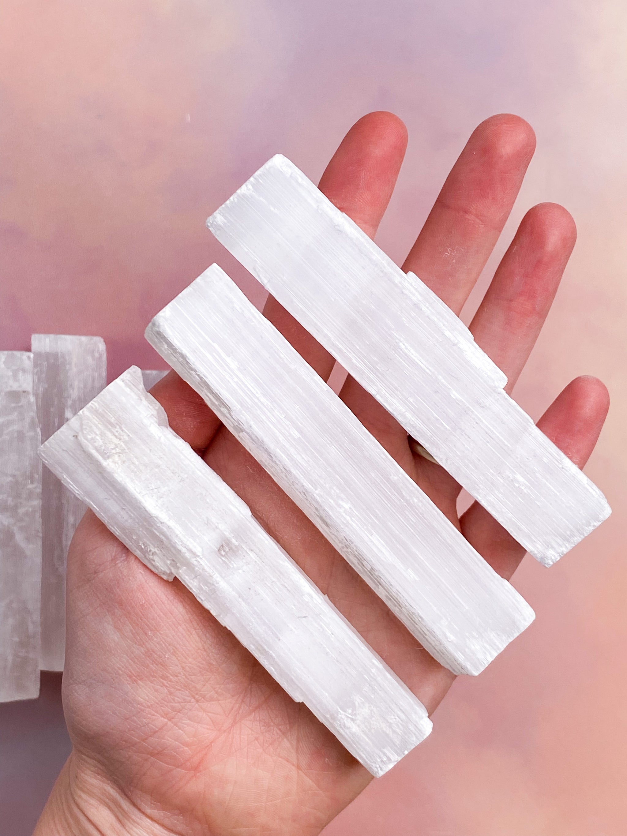 RAW SELENITE ROD - 10 cm